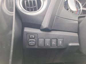 Sarkans Toyota Auris 2013 Vilkaviškis, ar dzinēja tilpumu 1.60 L un nobraukumu 210 tūkst. km par 7200 €, foto 16 vietnē AUTOMOTO.COM.LV