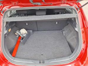 Sarkans Toyota Auris 2013 Vilkaviškis, ar dzinēja tilpumu 1.60 L un nobraukumu 210 tūkst. km par 7200 €, foto 18 vietnē AUTOMOTO.COM.LV