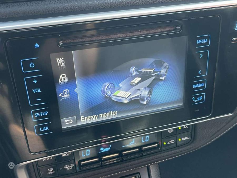 Sarkans Toyota Auris 2016 Viļņa, ar dzinēja tilpumu 1.80 L un nobraukumu 219 tūkst. km par 11500 €, foto 42 vietnē AUTOMOTO.COM.LV