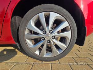 Sarkans Toyota Auris 2016 Tallina, ar dzinēja tilpumu 1.80 L un nobraukumu 102 tūkst. km par 12300 €, foto 10 vietnē AUTOMOTO.COM.LV