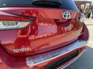 Sarkans Toyota Auris 2016 Viļņa, ar dzinēja tilpumu 1.80 L un nobraukumu 219 tūkst. km par 11200 €, foto 30 vietnē AUTOMOTO.COM.LV