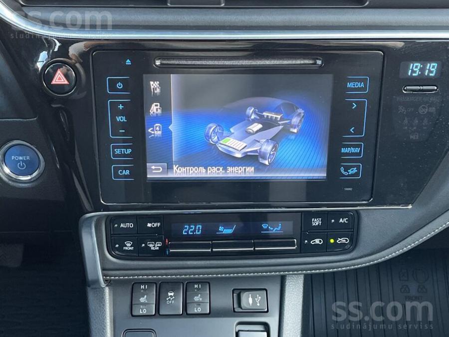 Sarkans Toyota Auris 2017 Rīga, ar dzinēja tilpumu 1.80 L un nobraukumu 151 tūkst. km par 11990 €, foto 15 vietnē AUTOMOTO.COM.LV