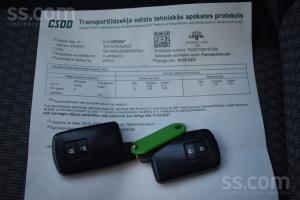Красный Тойота Аурис 2017 в Талси, объемом двигателя 1.80 л и пробегом 65 тыс. км за 11700 €, фото 26 на AUTOMOTO.COM.LV