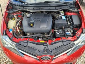 Sarkans Toyota Auris 2013 Rīga, ar dzinēja tilpumu 1.40 L un nobraukumu 238 tūkst. km par 5700 €, foto 7 vietnē AUTOMOTO.COM.LV