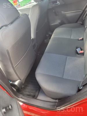 Sarkans Toyota Auris 2013 Rīga, ar dzinēja tilpumu 1.40 L un nobraukumu 238 tūkst. km par 5700 €, foto 10 vietnē AUTOMOTO.COM.LV