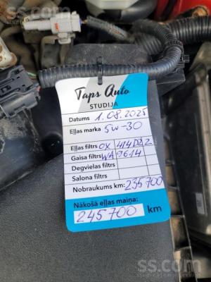 Sarkans Toyota Auris 2013 Rīga, ar dzinēja tilpumu 1.40 L un nobraukumu 238 tūkst. km par 5700 €, foto 14 vietnē AUTOMOTO.COM.LV
