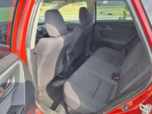 Sarkans Toyota Auris 2016 Viļņa, ar dzinēja tilpumu 1.80 L un nobraukumu 190 tūkst. km par 9250 €, foto 13 vietnē AUTOMOTO.COM.LV