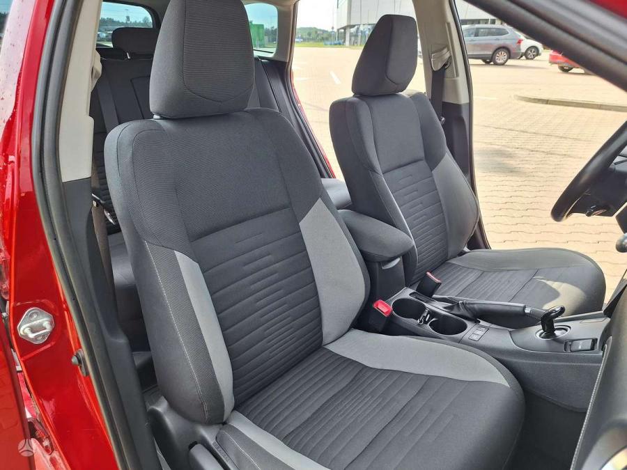 Sarkans Toyota Auris 2016 Viļņa, ar dzinēja tilpumu 1.80 L un nobraukumu 190 tūkst. km par 9250 €, foto 16 vietnē AUTOMOTO.COM.LV
