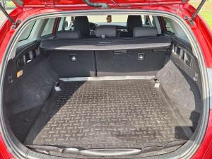 Sarkans Toyota Auris 2016 Viļņa, ar dzinēja tilpumu 1.80 L un nobraukumu 190 tūkst. km par 9250 €, foto 20 vietnē AUTOMOTO.COM.LV