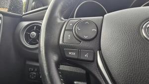 Sarkans Toyota Auris 2017 Rīga, ar dzinēja tilpumu 1.80 L un nobraukumu 152 tūkst. km par 12500 €, foto 19 vietnē AUTOMOTO.COM.LV