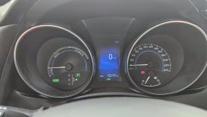 Sarkans Toyota Auris 2017 Rīga, ar dzinēja tilpumu 1.80 L un nobraukumu 152 tūkst. km par 12500 €, foto 24 vietnē AUTOMOTO.COM.LV