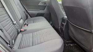 Sarkans Toyota Auris 2017 Rīga, ar dzinēja tilpumu 1.80 L un nobraukumu 152 tūkst. km par 12500 €, foto 28 vietnē AUTOMOTO.COM.LV