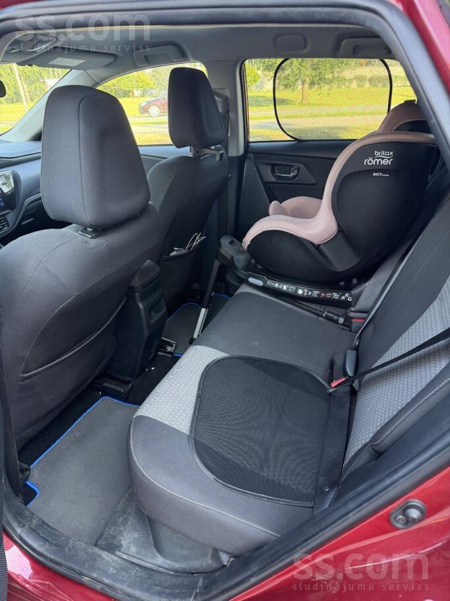 Sarkans Toyota Auris 2018 Rīga, ar dzinēja tilpumu 1.80 L un nobraukumu 109 tūkst. km par 12700 €, foto 8 vietnē AUTOMOTO.COM.LV
