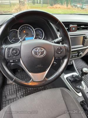 Toyota Auris 2013 Tallina, ar dzinēja tilpumu 1.60 L un nobraukumu 169 tūkst. km par 6599 €, foto 11 vietnē AUTOMOTO.COM.LV