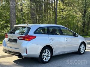 Toyota Auris 2014 Valmiera, ar dzinēja tilpumu 1.40 L un nobraukumu 0 tūkst. km par 7200 €, foto 5 vietnē AUTOMOTO.COM.LV
