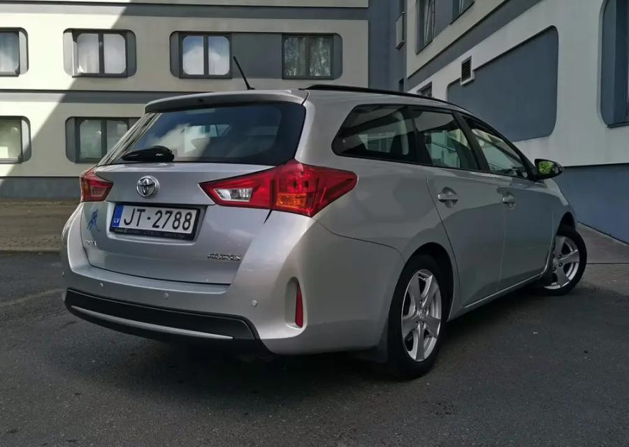 Toyota Auris 2014 Rīga, ar dzinēja tilpumu 1.60 L un nobraukumu 148 tūkst. km par 7290 €, foto 8 vietnē AUTOMOTO.COM.LV