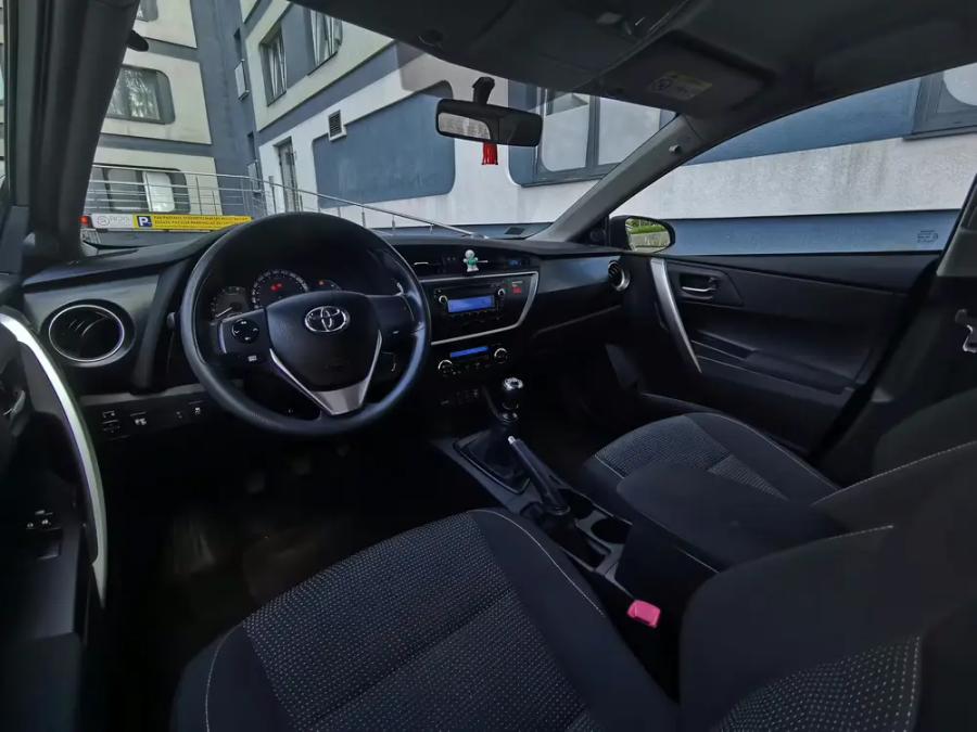Toyota Auris 2014 Rīga, ar dzinēja tilpumu 1.60 L un nobraukumu 148 tūkst. km par 7290 €, foto 9 vietnē AUTOMOTO.COM.LV