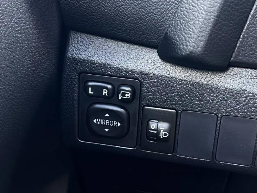 Toyota Auris 2014 Rīga, ar dzinēja tilpumu 1.80 L un nobraukumu 0 tūkst. km par 7550 €, foto 23 vietnē AUTOMOTO.COM.LV