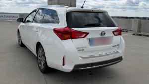 Toyota Auris 2014 in Vilnius, with an engine capacity of 1.80 L and mileage of 215 thousand km for 7200 €, photo 6 on AUTOMOTO.COM.LV