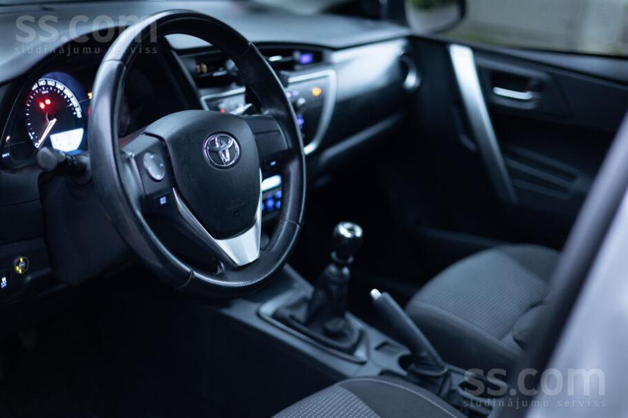 Toyota Auris 2015 Rīga, ar dzinēja tilpumu 1.60 L un nobraukumu 0 tūkst. km par 5900 €, foto 7 vietnē AUTOMOTO.COM.LV