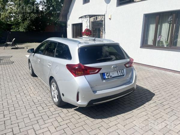 Toyota Auris 2015 Rīga, ar dzinēja tilpumu 1.60 L un nobraukumu 150 tūkst. km par 9800 €, foto 3 vietnē AUTOMOTO.COM.LV