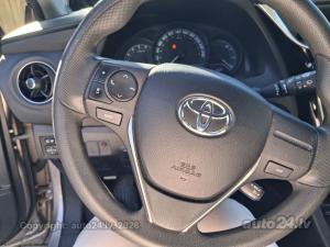 Toyota Auris 2015 Pērnava, ar dzinēja tilpumu 1.40 L un nobraukumu 247 tūkst. km par 6000 €, foto 8 vietnē AUTOMOTO.COM.LV
