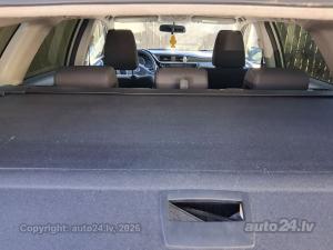 Toyota Auris 2015 Pērnava, ar dzinēja tilpumu 1.40 L un nobraukumu 247 tūkst. km par 6000 €, foto 11 vietnē AUTOMOTO.COM.LV
