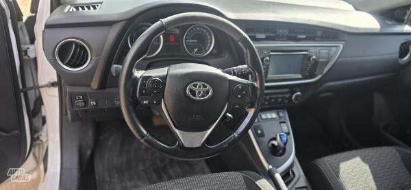 Toyota Auris 2015 in Vilnius, with an engine capacity of 1.80 L and mileage of 425 thousand km for 6950 €, photo 9 on AUTOMOTO.COM.LV
