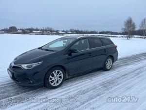 Toyota Auris 2016 Tallina, ar dzinēja tilpumu 1.60 L un nobraukumu 124 tūkst. km par 8500 €, foto 3 vietnē AUTOMOTO.COM.LV