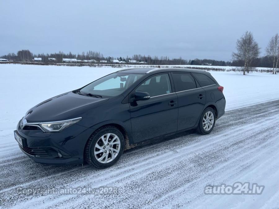 Toyota Auris 2016 Tallina, ar dzinēja tilpumu 1.60 L un nobraukumu 124 tūkst. km par 8500 €, foto 3 vietnē AUTOMOTO.COM.LV