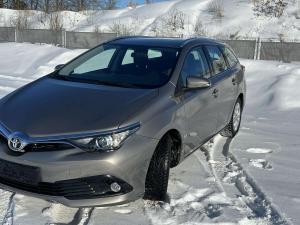 Toyota Auris 2016 in Ukmerge, with an engine capacity of 1.60 L and mileage of 192 thousand km for 7250 €, photo  on AUTOMOTO.COM.LV