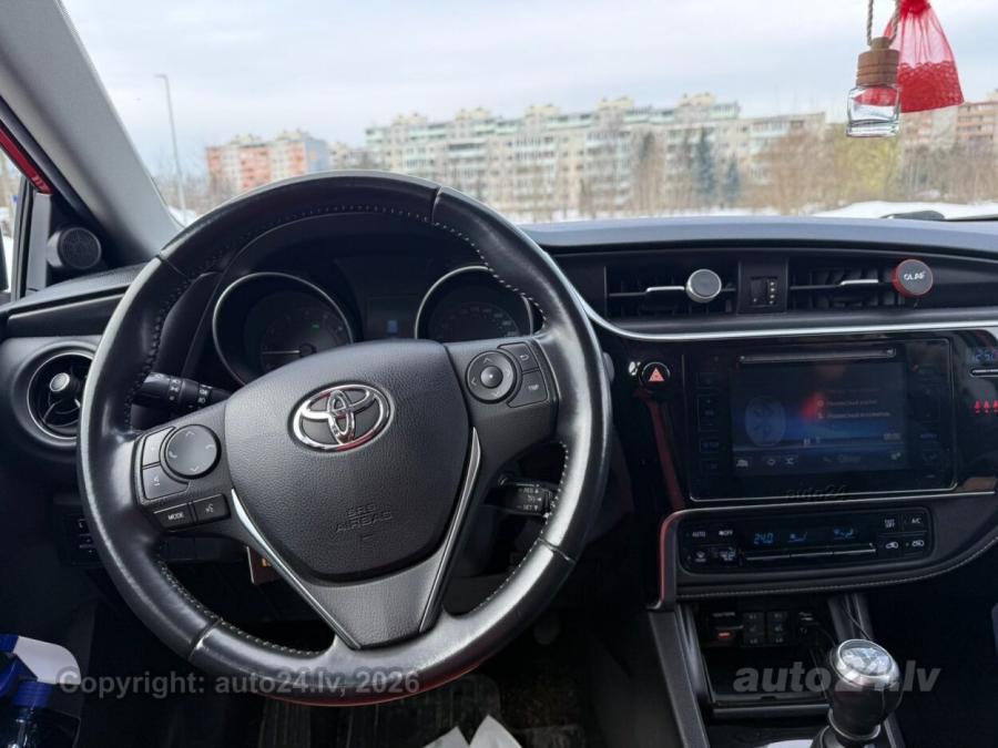 Toyota Auris 2016 Tallina, ar dzinēja tilpumu 1.60 L un nobraukumu 89 tūkst. km par 10850 €, foto 12 vietnē AUTOMOTO.COM.LV