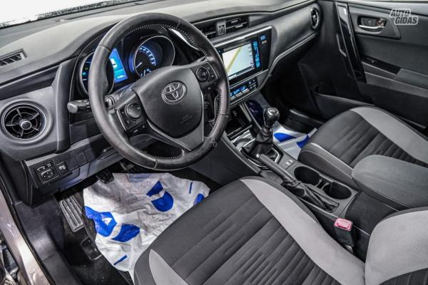 Toyota Auris 2016 Kauņa, ar dzinēja tilpumu 1.60 L un nobraukumu 214 tūkst. km par 7990 €, foto 5 vietnē AUTOMOTO.COM.LV