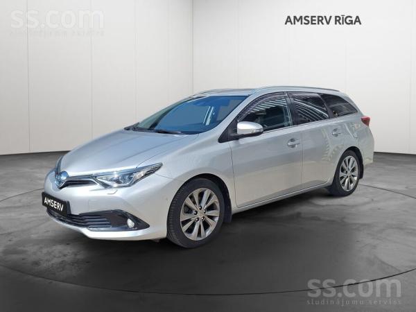 Toyota Auris 2016 Rīga, ar dzinēja tilpumu 1.80 L un nobraukumu 153 tūkst. km par 10900 €, foto 1 vietnē AUTOMOTO.COM.LV
