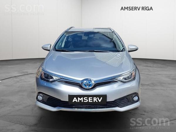 Toyota Auris 2016 Rīga, ar dzinēja tilpumu 1.80 L un nobraukumu 153 tūkst. km par 10900 €, foto 5 vietnē AUTOMOTO.COM.LV