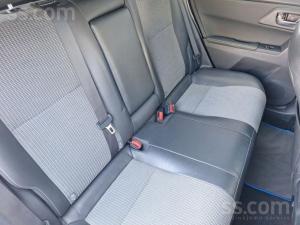 Toyota Auris 2016 in Riga, with an engine capacity of 1.80 L and mileage of 153 thousand km for 10900 €, photo 14 on AUTOMOTO.COM.LV