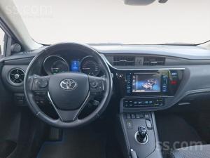 Toyota Auris 2016 in Riga, with an engine capacity of 1.80 L and mileage of 153 thousand km for 10900 €, photo 15 on AUTOMOTO.COM.LV