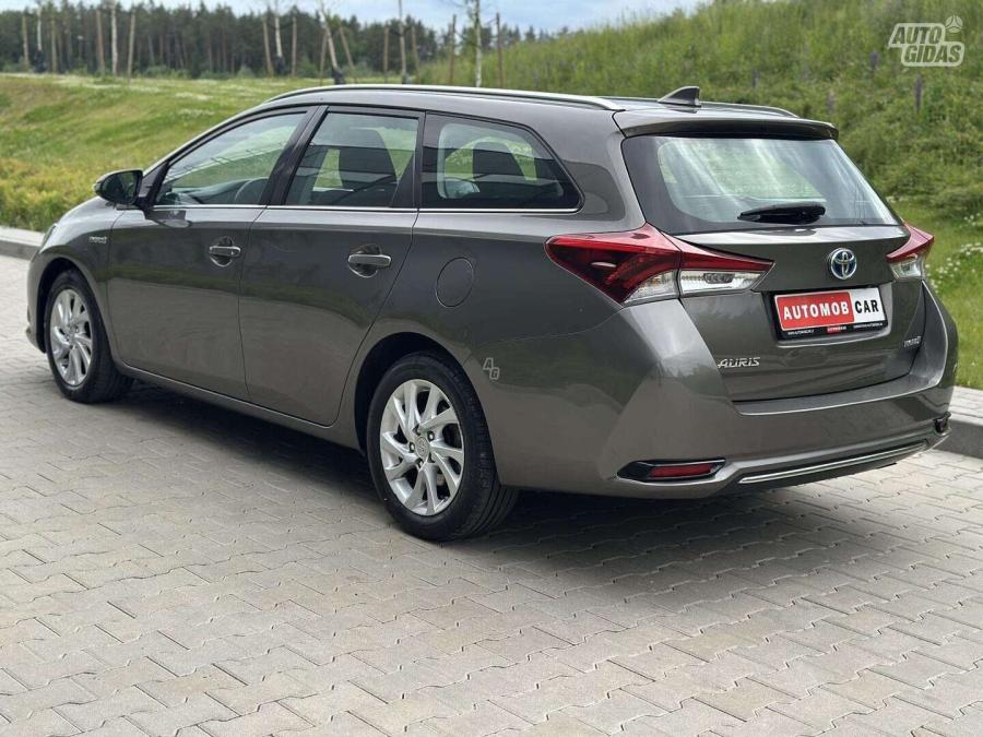 Toyota Auris 2017 in Vilnius, with an engine capacity of 1.80 L and mileage of 264 thousand km for 10200 €, photo 8 on AUTOMOTO.COM.LV
