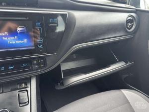 Toyota Auris 2017 in Vilnius, with an engine capacity of 1.80 L and mileage of 264 thousand km for 10200 €, photo 29 on AUTOMOTO.COM.LV