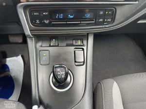 Toyota Auris 2017 in Vilnius, with an engine capacity of 1.80 L and mileage of 264 thousand km for 10200 €, photo 32 on AUTOMOTO.COM.LV