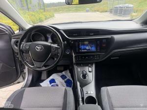 Toyota Auris 2017 Viļņa, ar dzinēja tilpumu 1.80 L un nobraukumu 128 tūkst. km par 14250 €, foto 24 vietnē AUTOMOTO.COM.LV