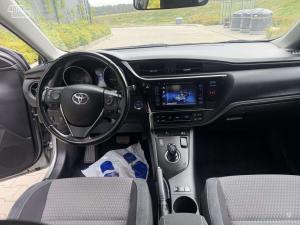 Toyota Auris 2017 in Vilnius, with an engine capacity of 1.80 L and mileage of 128 thousand km for 13950 €, photo 24 on AUTOMOTO.COM.LV