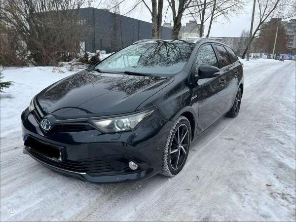 Toyota Auris 2018 Kauņa, ar dzinēja tilpumu 1.80 L un nobraukumu 290 tūkst. km par 7600 €, foto 3 vietnē AUTOMOTO.COM.LV