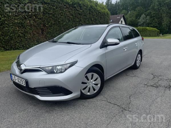 Toyota Auris 2018 Rīga, ar dzinēja tilpumu 1.40 L un nobraukumu 171 tūkst. km par 6950 €, foto 1 vietnē AUTOMOTO.COM.LV