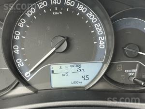 Toyota Auris 2018 in Riga, with an engine capacity of 1.40 L and mileage of 171 thousand km for 6950 €, photo 18 on AUTOMOTO.COM.LV