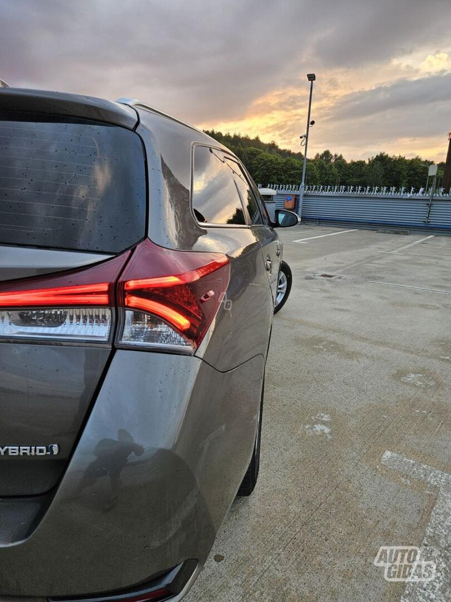Toyota Auris 2018 in Vilnius, with an engine capacity of 1.80 L and mileage of 259 thousand km for 10350 €, photo 7 on AUTOMOTO.COM.LV