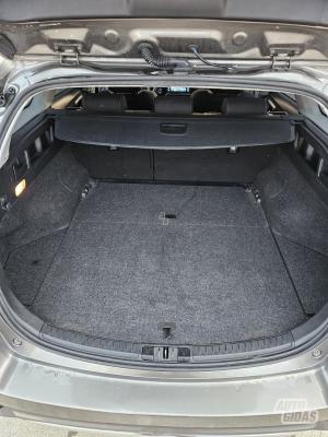 Toyota Auris 2018 in Vilnius, with an engine capacity of 1.80 L and mileage of 259 thousand km for 10350 €, photo 14 on AUTOMOTO.COM.LV