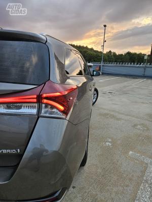 Toyota Auris 2018 in Vilnius, with an engine capacity of 1.80 L and mileage of 259 thousand km for 9999 €, photo 11 on AUTOMOTO.COM.LV