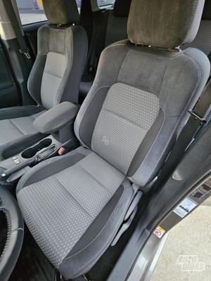 Toyota Auris 2018 in Vilnius, with an engine capacity of 1.80 L and mileage of 259 thousand km for 9999 €, photo 17 on AUTOMOTO.COM.LV