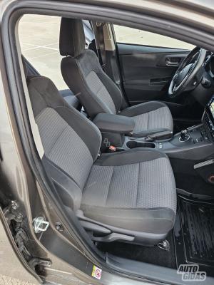 Toyota Auris 2018 in Vilnius, with an engine capacity of 1.80 L and mileage of 259 thousand km for 9999 €, photo 18 on AUTOMOTO.COM.LV